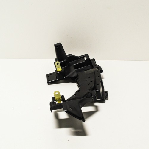 NEW MERCEDES-BENZ C-CLASS W205 RIGHT EXHAUST TIP BRACKET A2058850200OEM ...