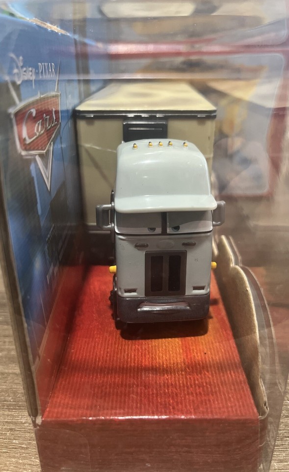 CARS MOVIE DISNEY PIXAR CARS " CHET BOXKAAR " iINC DIECAST 1:55 SEMI ...