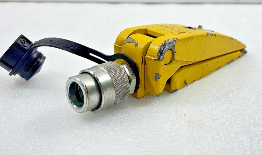 Enerpac WR5 1.00 Ton Hydraulic Wedgie and Spread Cylinder 3.7 in ...