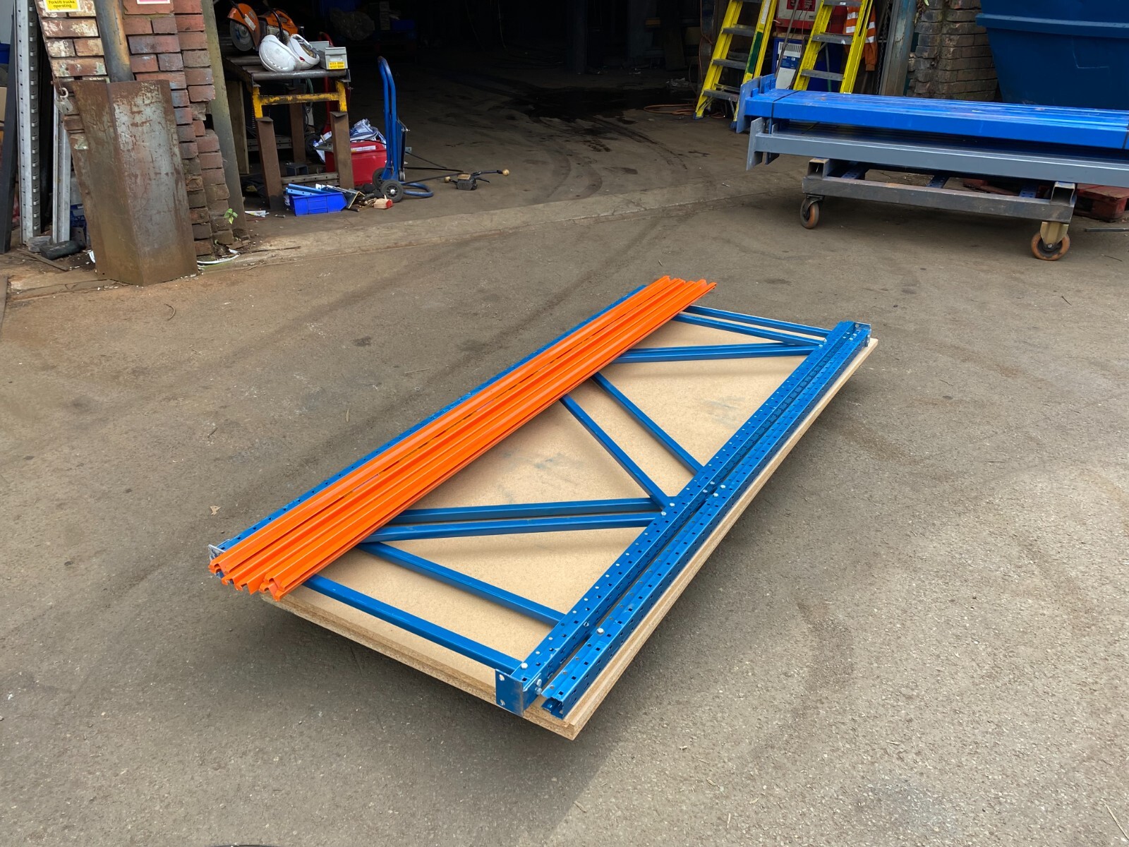 5 Bays Stow Longspan Pallet Racking Storage-3 levels 900mm deep -£150. ...