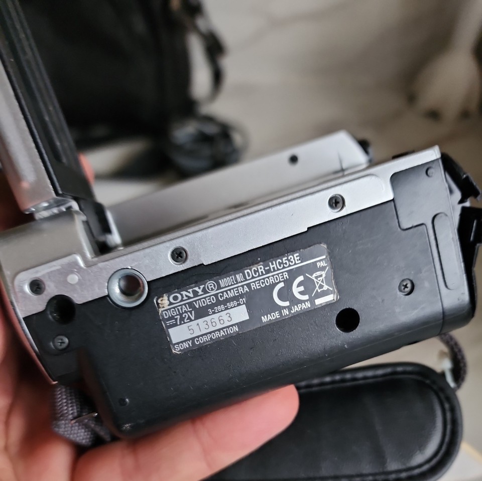 SONY HANDYCAM DCR-HC51E CAMCORDER MINI DV DIGITAL TAPE read description ...