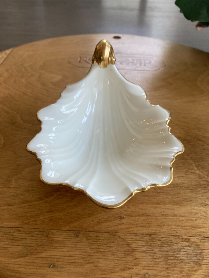 Mikasa Ivory Bone China 24K Gold Trim Shell Dish Designed by Larry ...