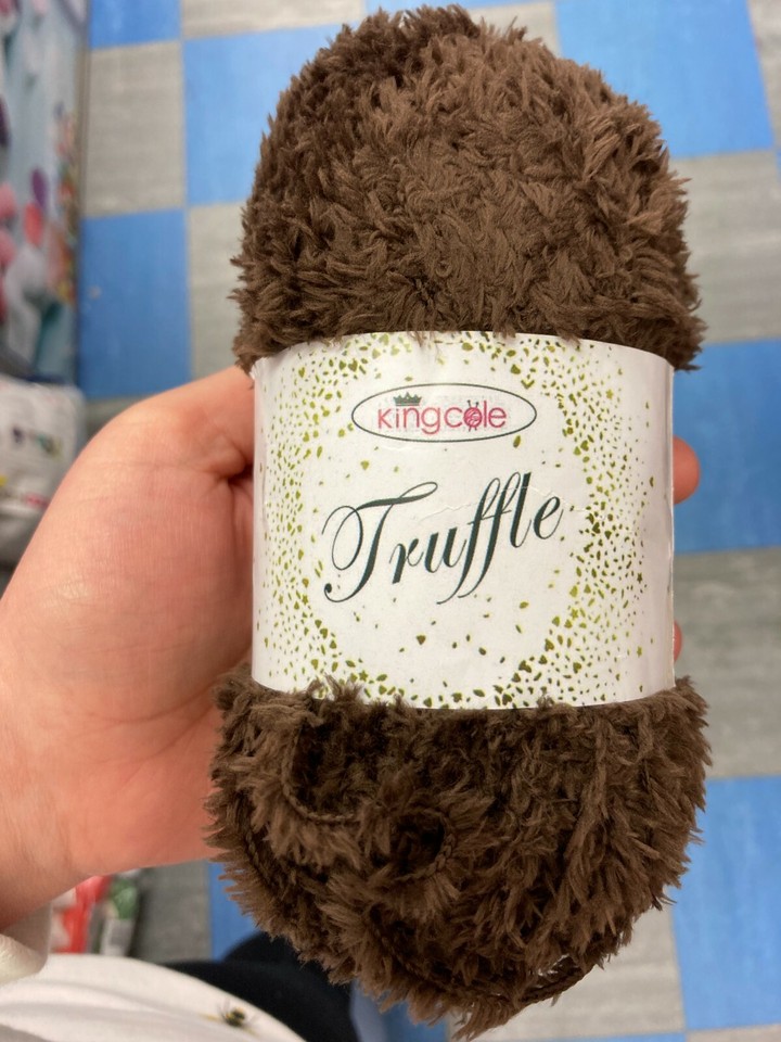 Truffle Eyelash Knitting Yarn Super Soft Teddy Bear Fur King Cole 100g ...