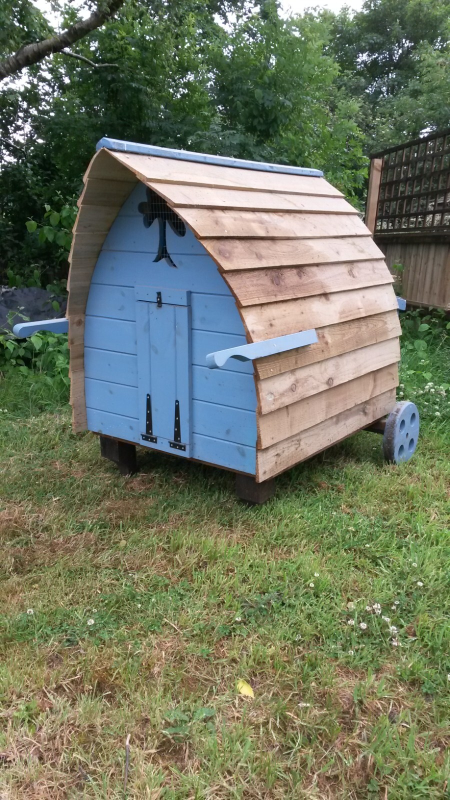 The Chicken Pod Hen House On Wheels - Painted / Unpainted | eBay UK