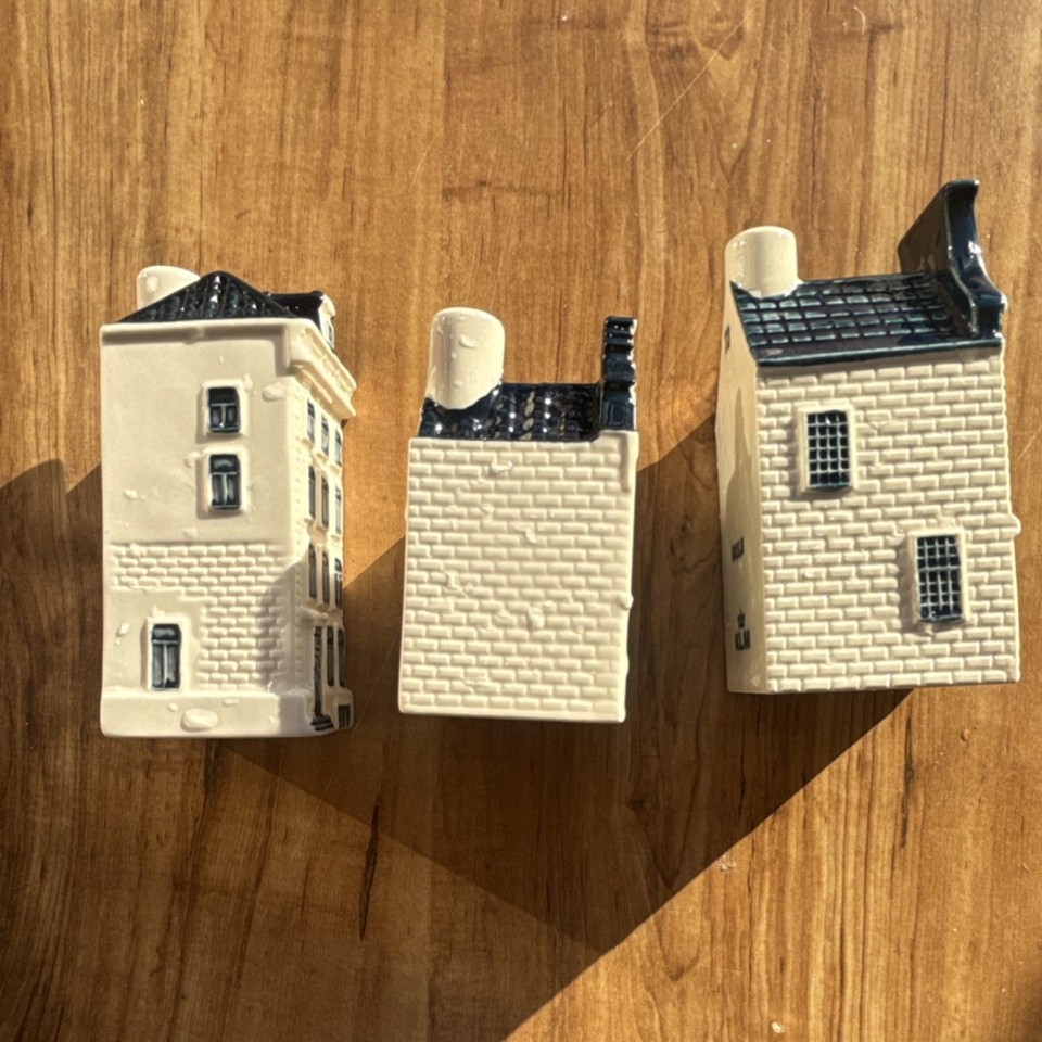 KLM Delft Blue Miniature House Collectibles Set of 3 Numbers #23 #74 ...