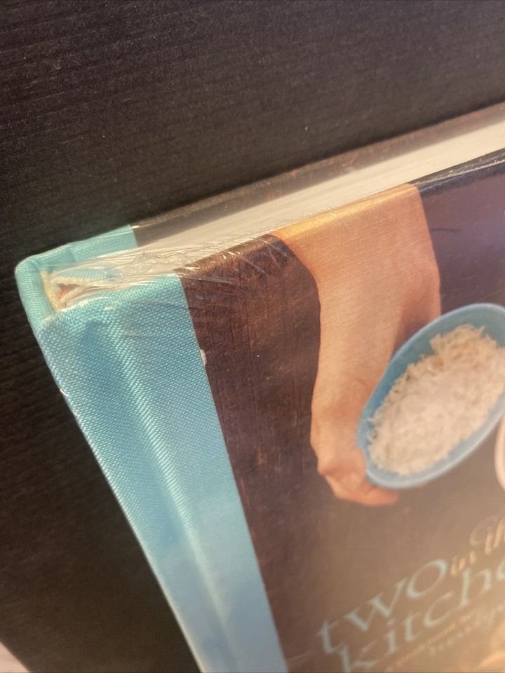 Two in the Kitchen (Williams-Sonoma): A Cookbook for Newlyweds by ...