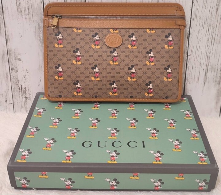 GUCCI × Disney Mickey Mouse Mini GG Supreme Clutch Bag w/box Unisex ...