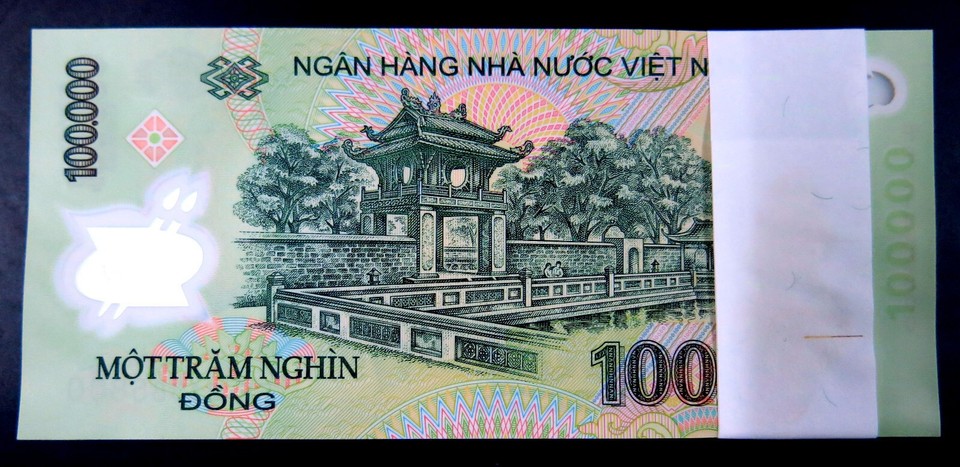 Vietnam 10 Million Dong = 100 notes x 100,000 Dong Uncirculated notes ...
