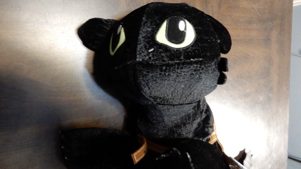 Build a Bear How to Train Your Dragon Toothless 13" Plush with Wings ...