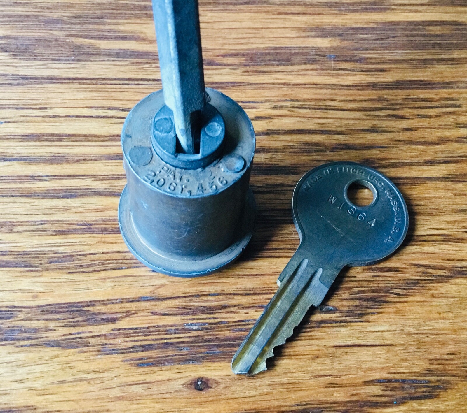 1930s 1940s LOCK CYLINDER w/KEY vtg NOS exterior | eBay