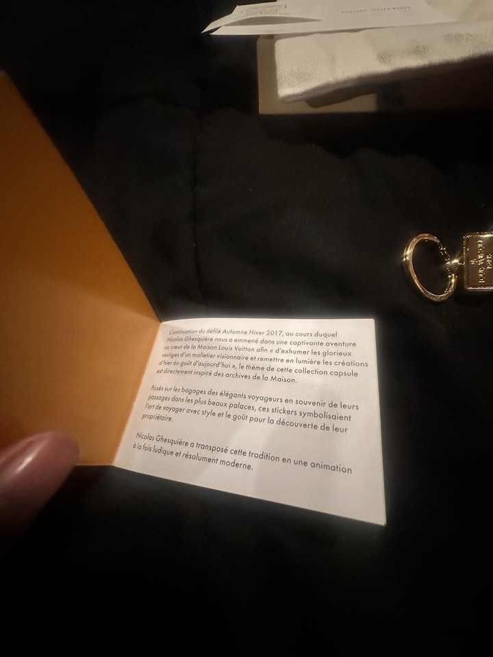 Louis Vuitton Dragonne Key Holder Key Chain LV Monogram Brown + Dust ...