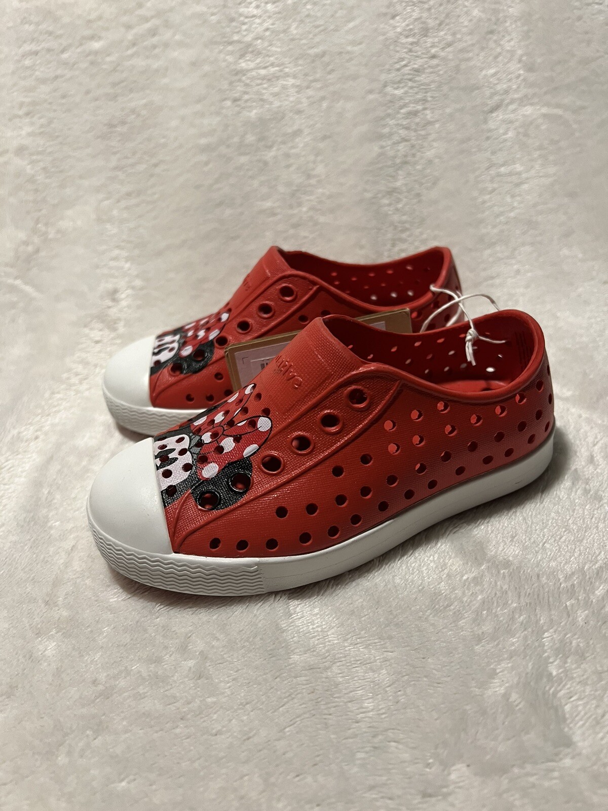 🌟 Disney Parks X Native Minnie Mouse Red Shoes Kids UK 6 / US C7 New ...