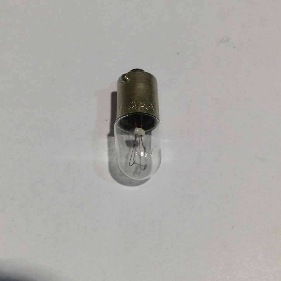 DL1CE024 Telemecanique Lamp Bulb 24 V 2 W (New) | eBay