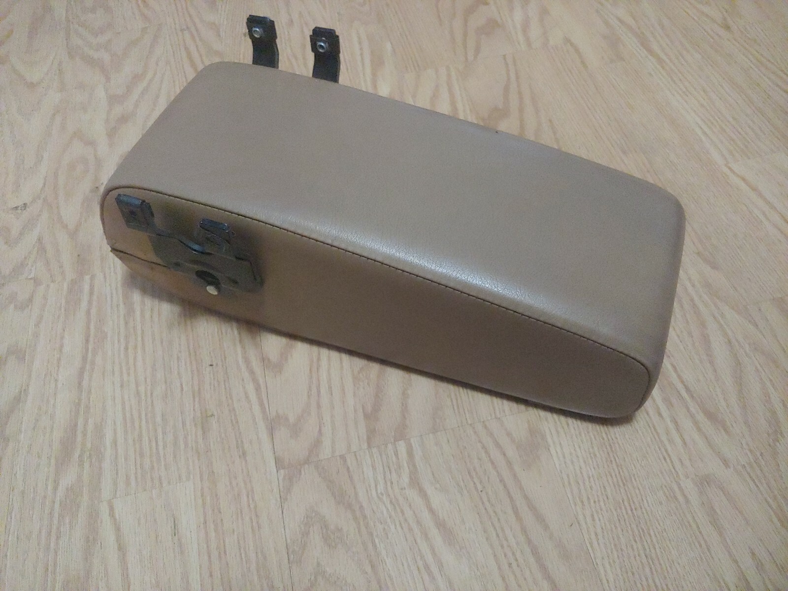 Mercedes W126 C126 SEC REAR center Armrest PALOMINO | eBay