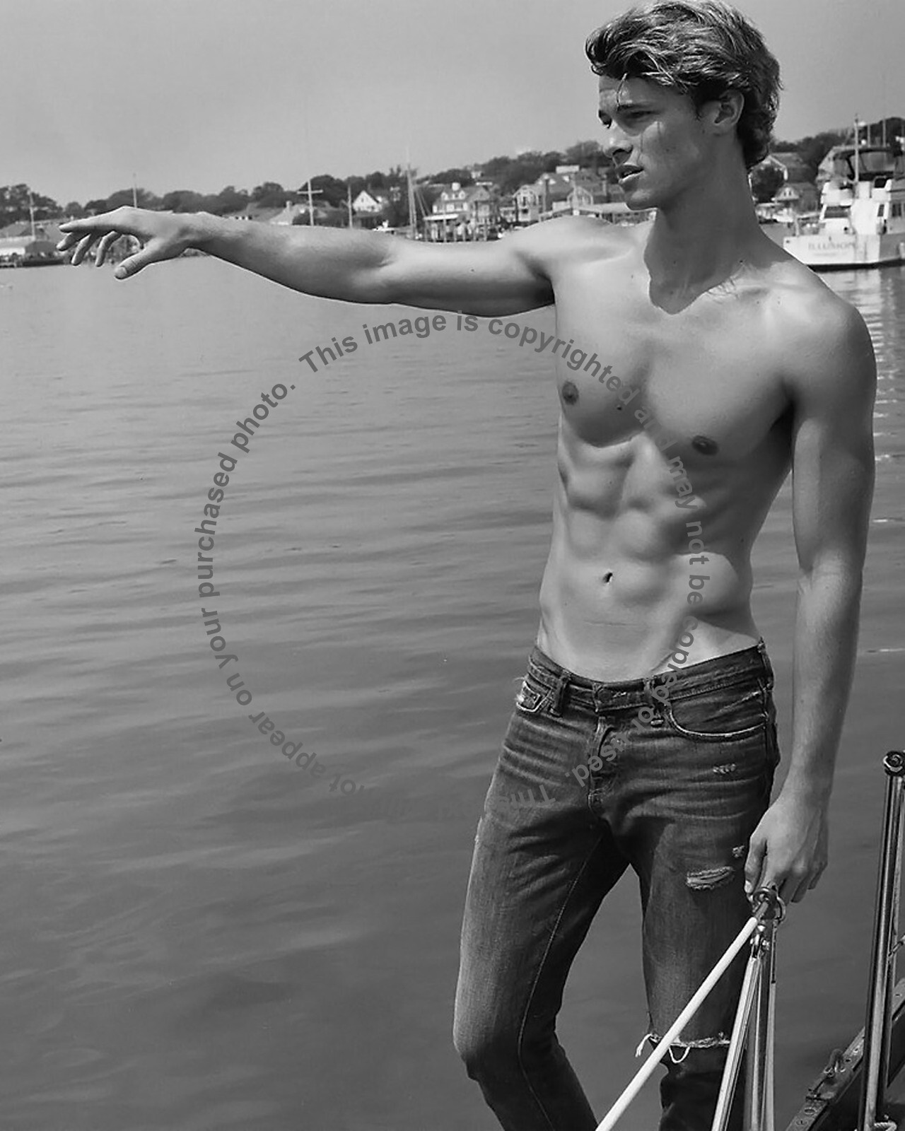 Alex Cheesman Pointing | eBay