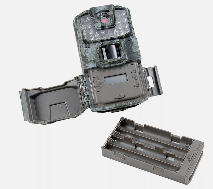 Bushnell CAMO Trail Camera Combo 22MP W/Batteries & 16GB SD Card ...