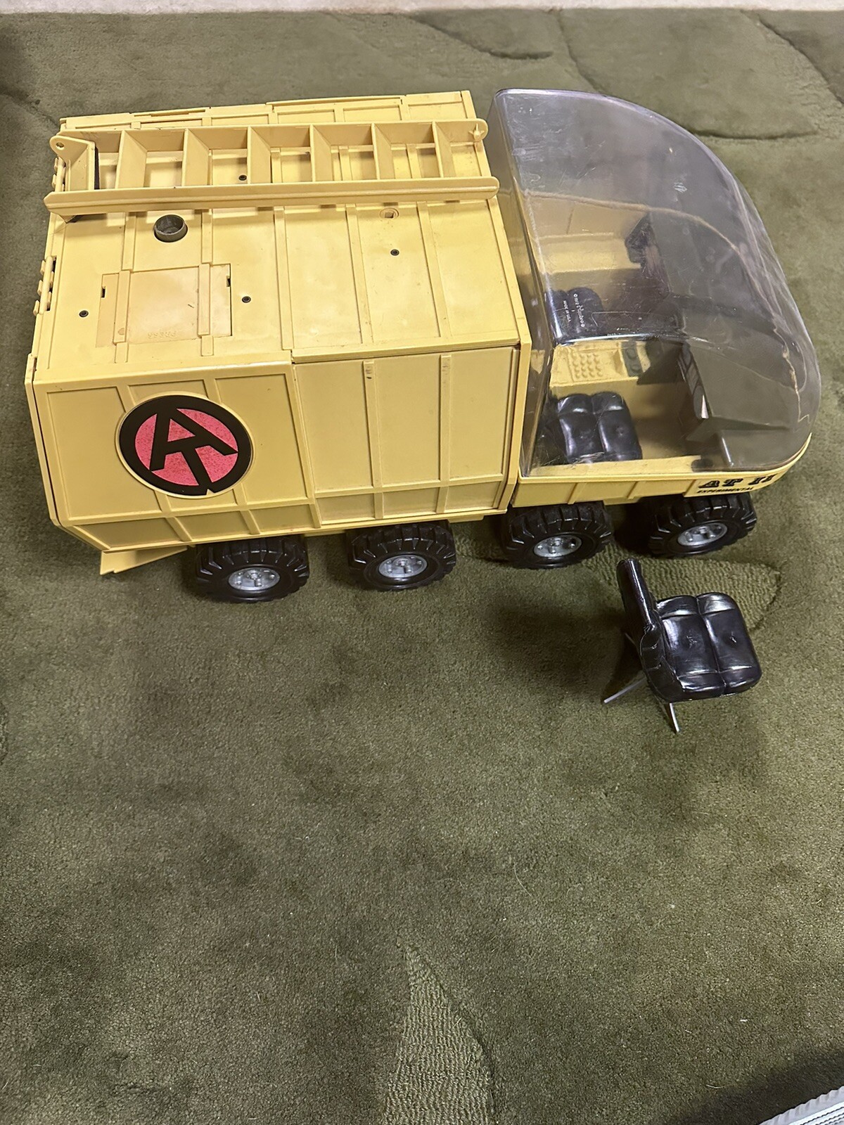 VINTAGE 1972 HASBRO GI JOE ADVENTURE TEAM MOBILE SUPPORT VEHICLE SOLD ...