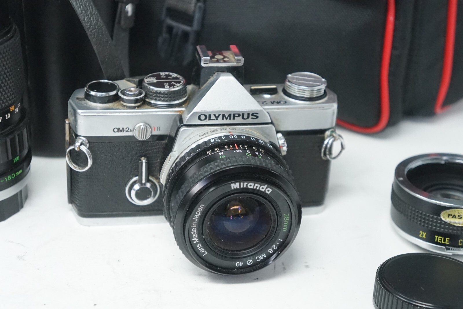 Vintage Olympus Silver OM-2 OM2 Film SLR Camera & 28mm & 75-150mm ...