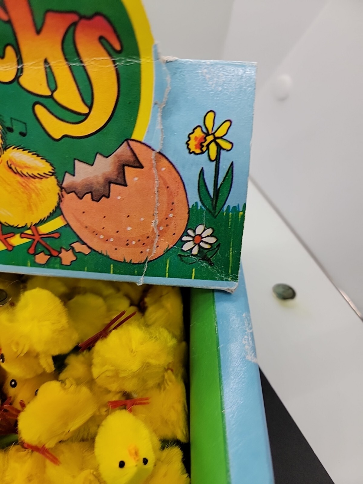 Vintage Chenille Pipe Cleaner Easter Chicks Figure plastic feet w ...