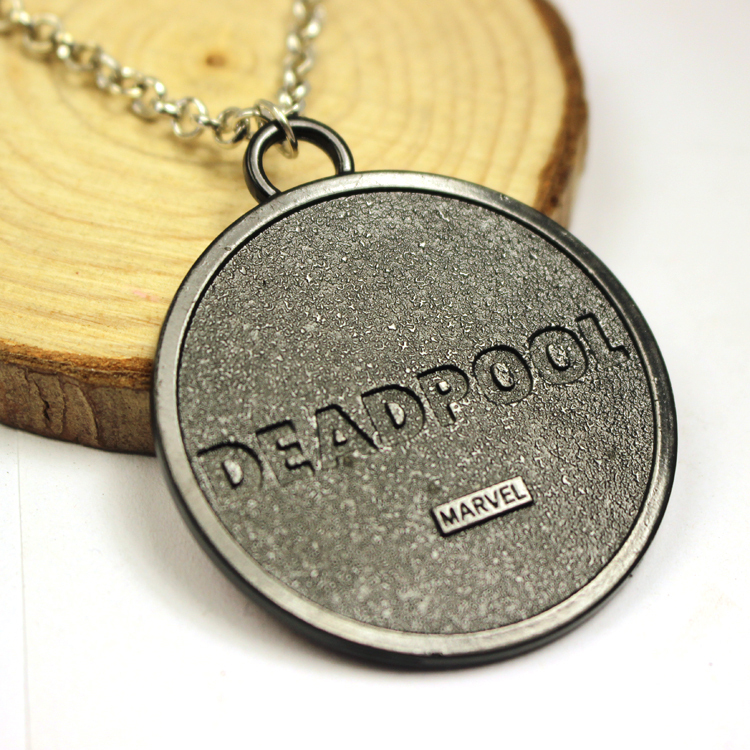 Deadpool Pendant with chain Full metal HQ NEW cosplay or just wear ...