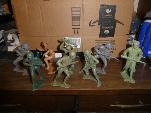 VTG LOT 8 Marx TIM MEE Toy Soldiers 6" Army Men Plastic RUSSIAN ...