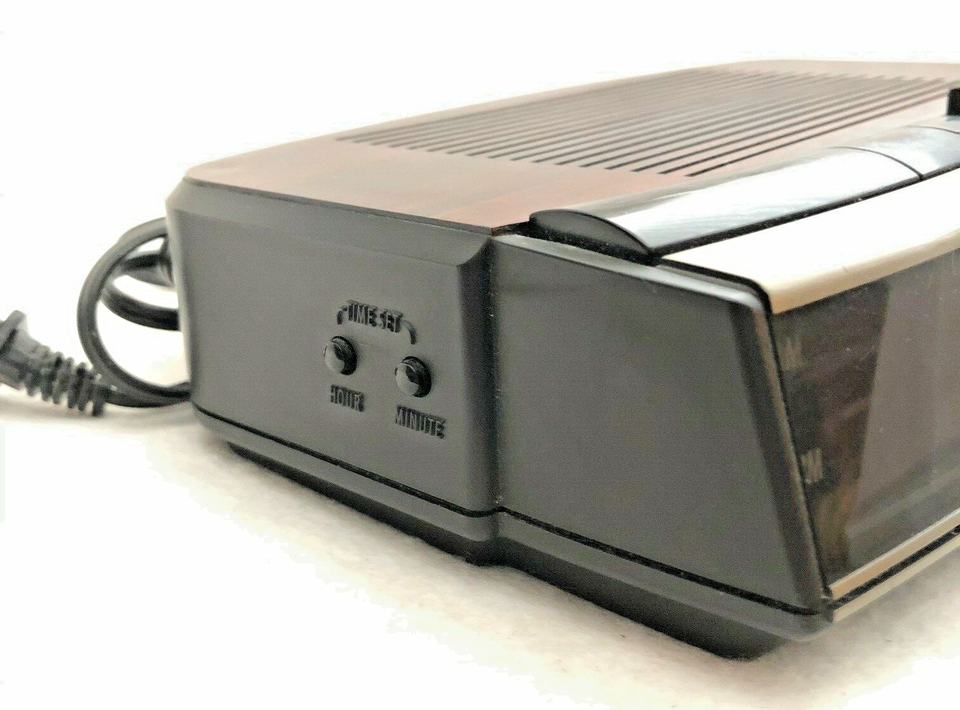 VINTAGE GE General Electric Digital Alarm Clock Radio Model No 7-4619A ...