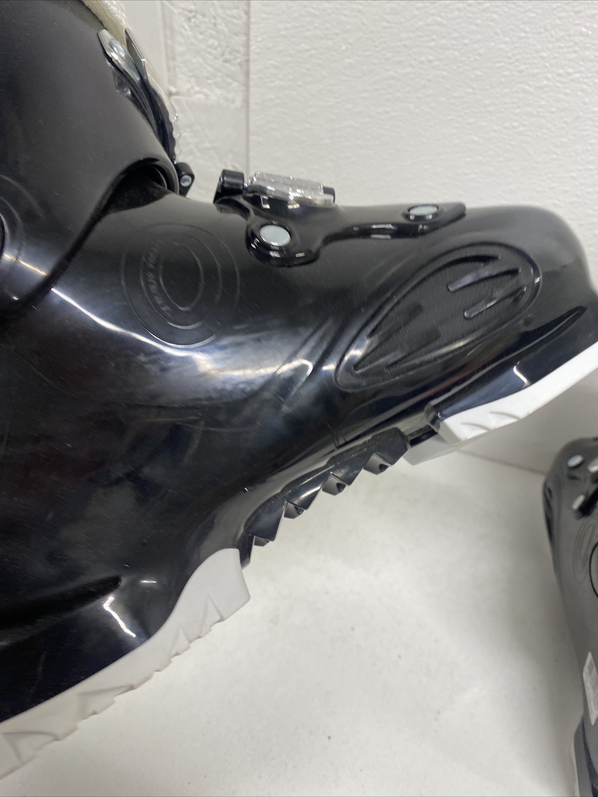 ATOMIC Livefit 70 Snow Ski Boots Size 24-24.5 Womens #3D5 | eBay