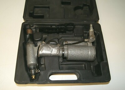 Riveters - Chicago Pneumatic Rivet Gun