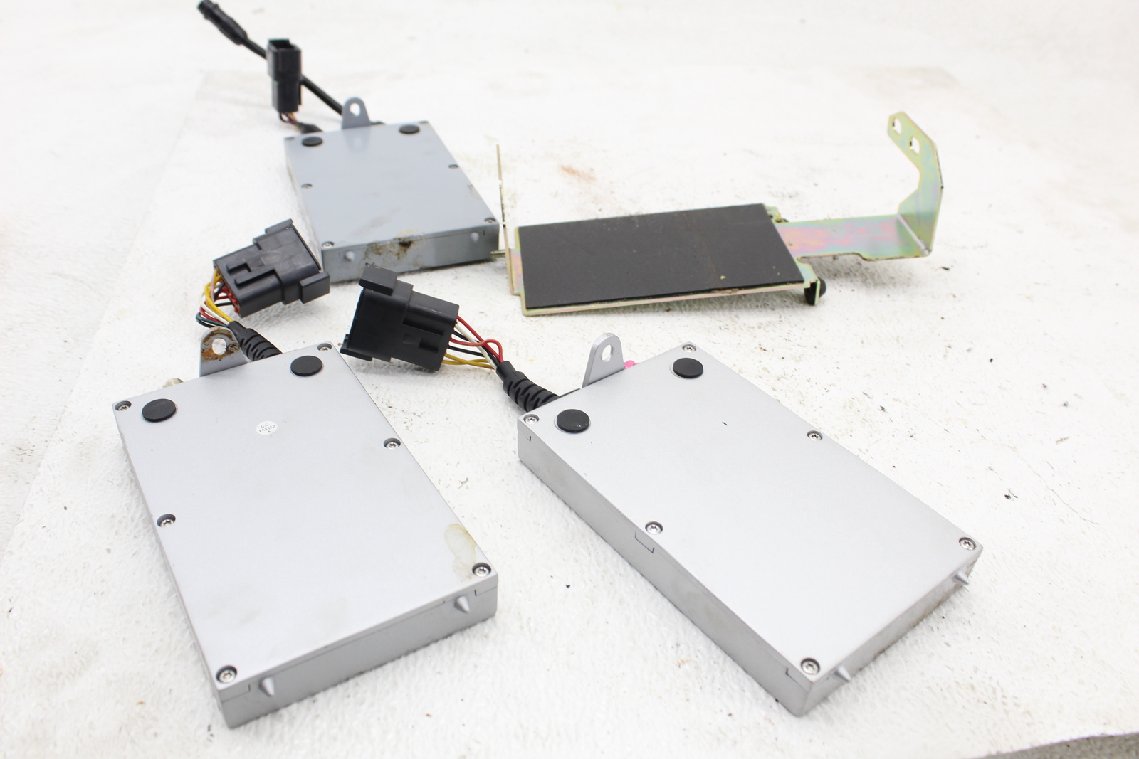 06-13 Harley Davidson Touring Electra Road Street CB ipod XM Module w ...