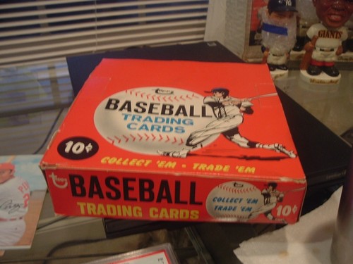 1966 1967 Topps Gum Co. Baseball Card Empty Display Box 10 Cents TOUGH ...