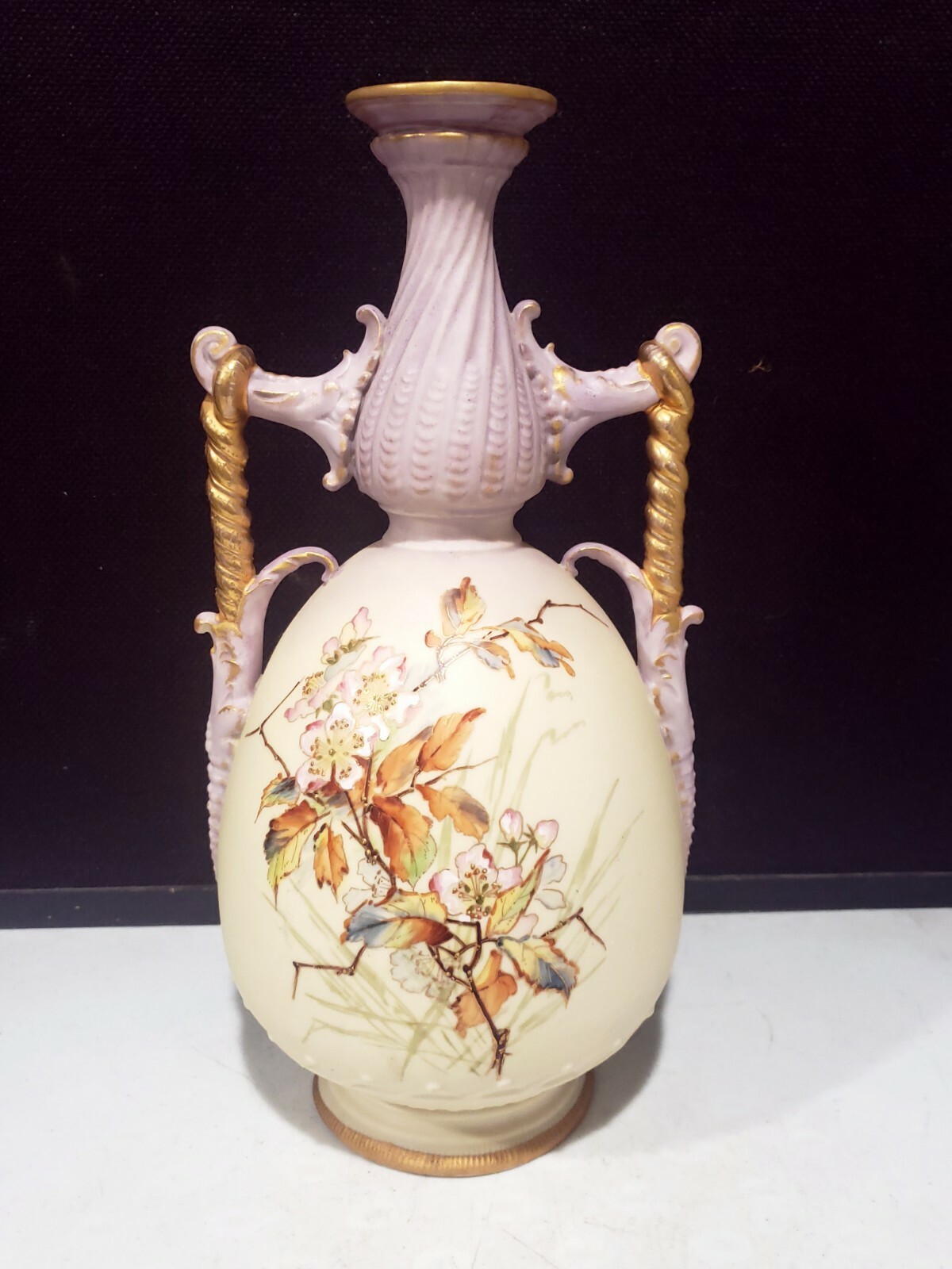 EARLY ANTIQUE LARGE ROYAL WORCESTER VASE HAND PAINTED BRAIDED HANDLES ...