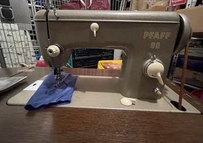 Alte Nähmaschine Pfaff 60 im Holzschrank | eBay