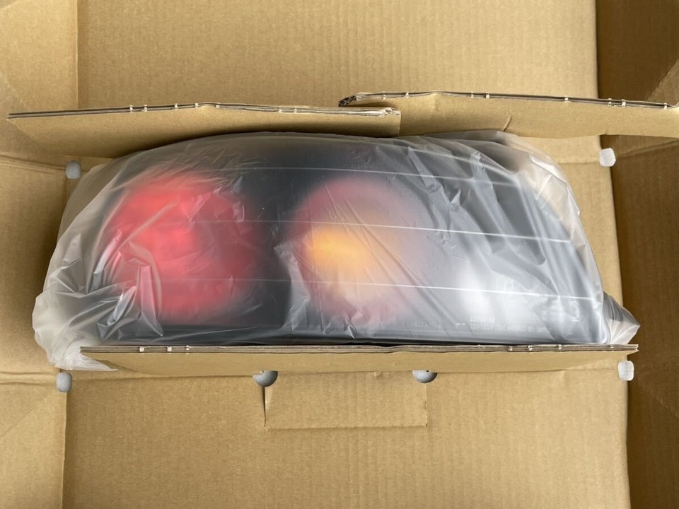 HONDA Genuine S2000 AP1 AP2 Taillight Lens Back Lamp Tail Lights Rh ...