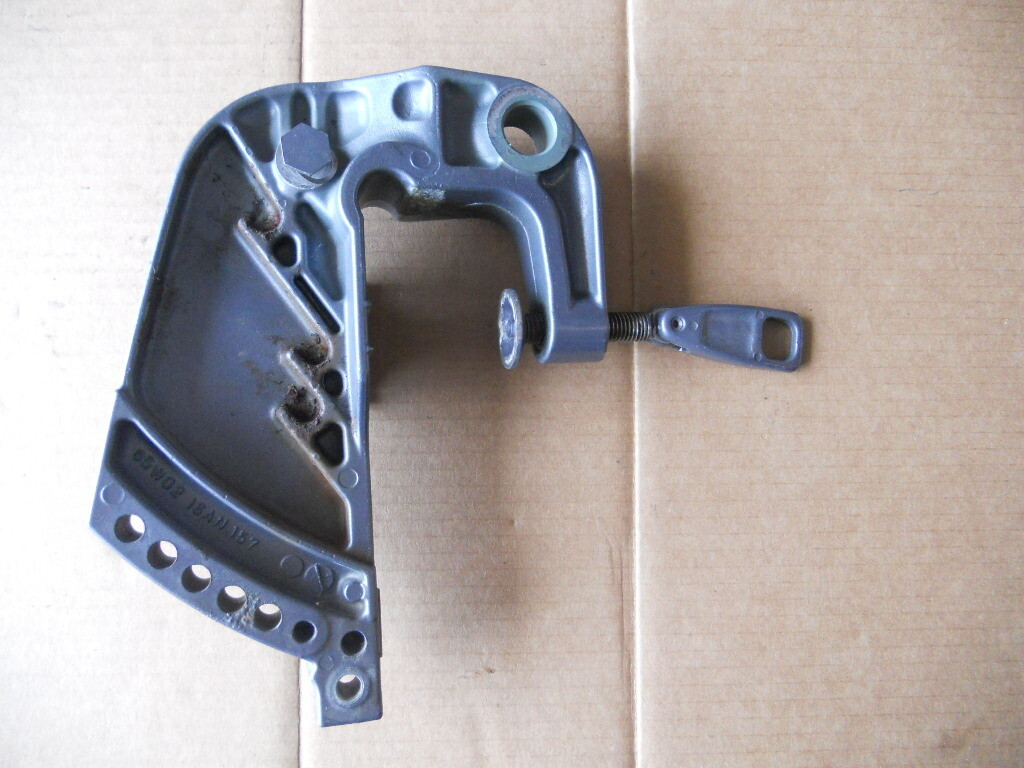 Yamaha OEM 25 HP Outboard Transom Clamp Bracket PORT 6G5-43111-02-4D | eBay