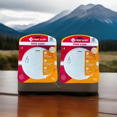 2x First Alert Lithium Powercell Smoke Alarm P1210 Brand New Sealed 10 ...