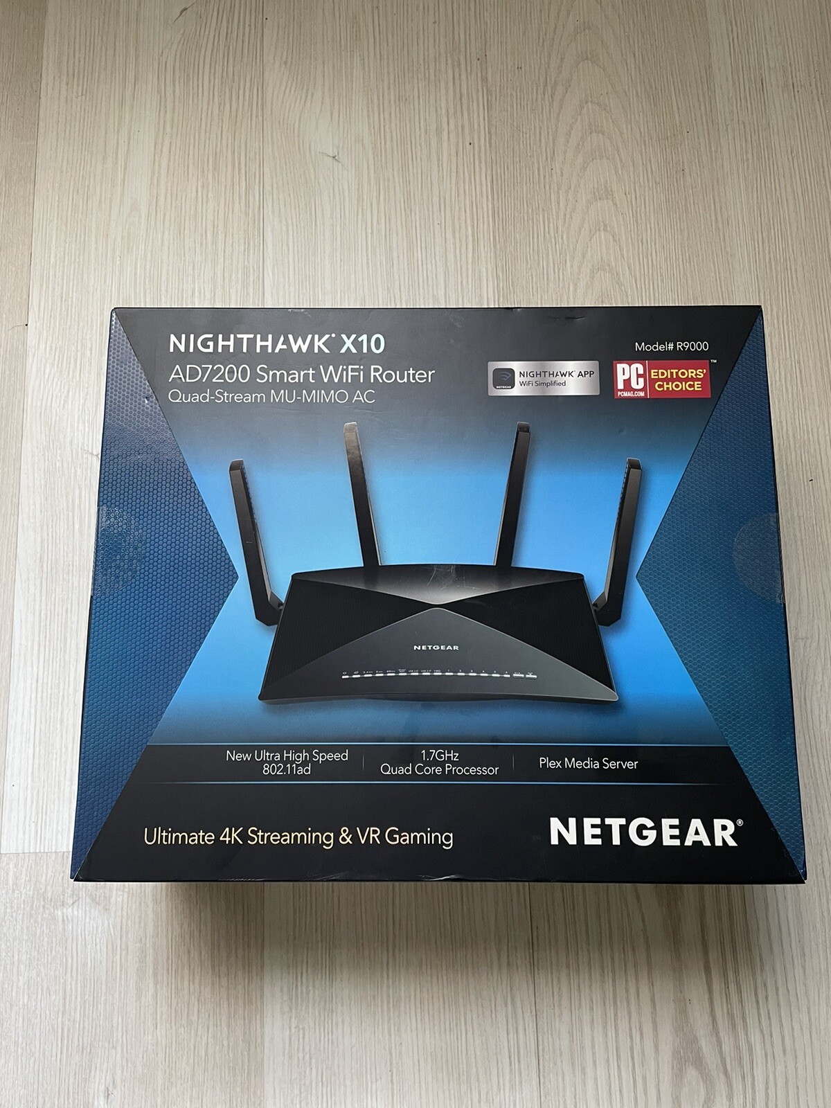 NETGEAR Nighthawk X10 7200 Mbps 7 Port Wireless AD Router (R9000-100NAS ...