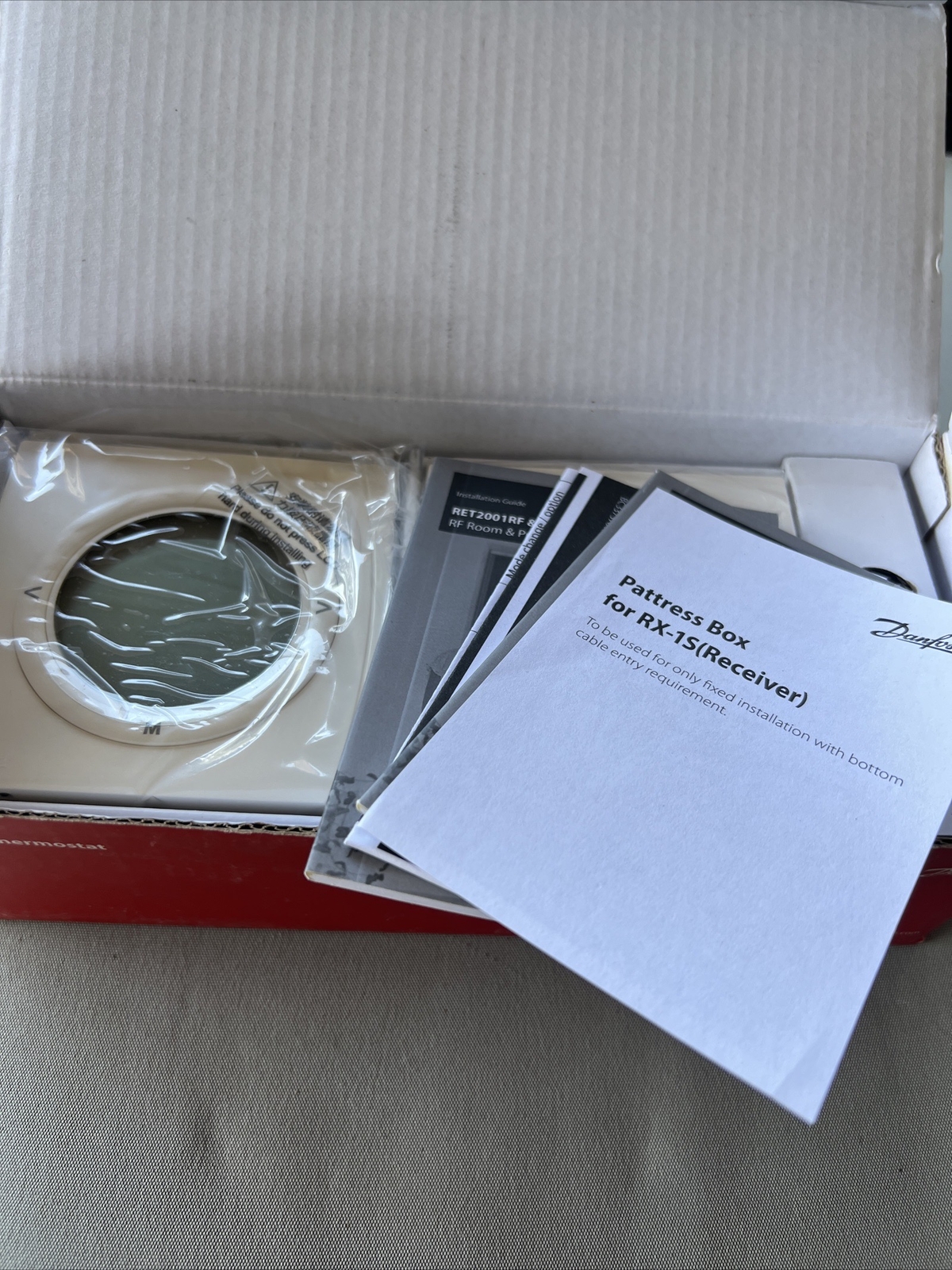 Danfoss RET2001RF + RX1-S Battery Powered RF Digital Thermostat ...