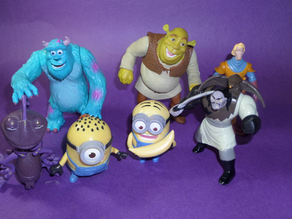 7 inch Disney Action Figures Minions monster Sulley Randall Boggs Shrek ...