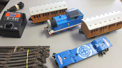 Lionel Thomas the Tank Engine & Friends O Gauge Steam Train Set - FREE ...