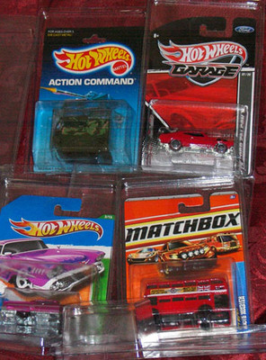 Hot Wheels 45 plastic PROTECTORS stackable clam shells | eBay