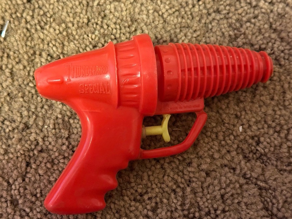 Vintage Thunderbirds Red Water Pistol Plastic Toy Retro Gerry Anderson ...