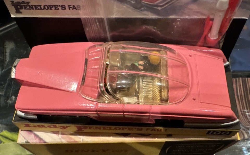Dinky Toys 1960s FAB1 Thunderbirds Lady Penelope's Rolls Royce Toy ...