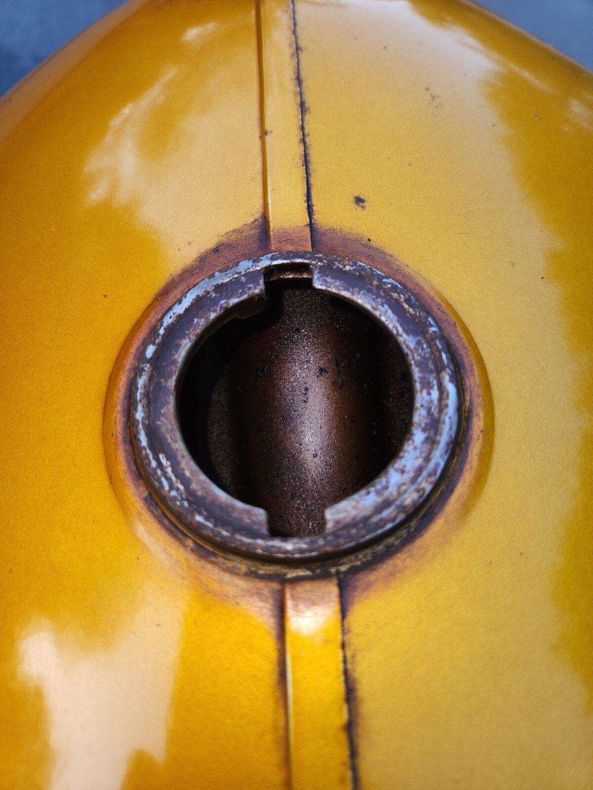 1970 HONDA CB350 CB 350 FUEL GAS PETROL TANK 70 TWIN RESERVOIR OEM W ...