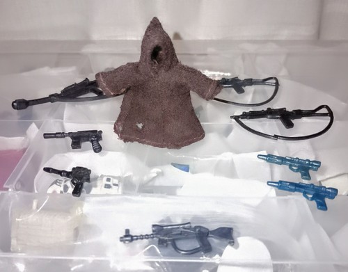 Vintage Star Wars Jawa cape, and eight blaster bundle (mix vintage ...