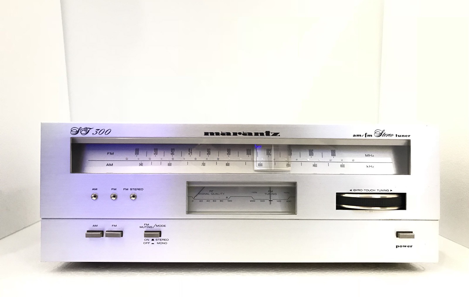 Marantz ST-300 Am Fm Stereo Tuner Analogue Rare Vintage 1980 Like New ...