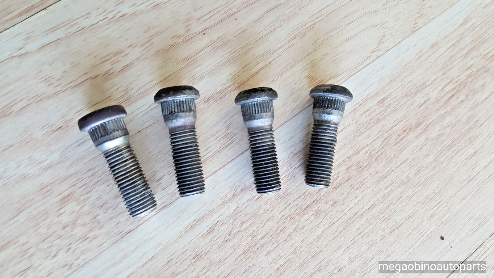 TOYOTA LEXUS wheel hub lug bolt 9094202047 9094202021 9094202035 (qty4 ...