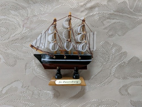 New Saint Sanct St. Petersburg Russia Hermitage Symbol Ship Model ...