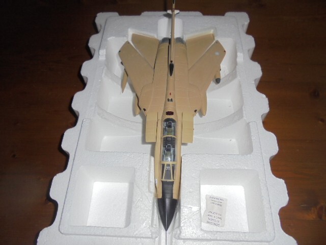 FRANKLIN MINT ARMOUR B11B272 98066 TORNADO GR.1 RAF "HELEN" DESERT ...