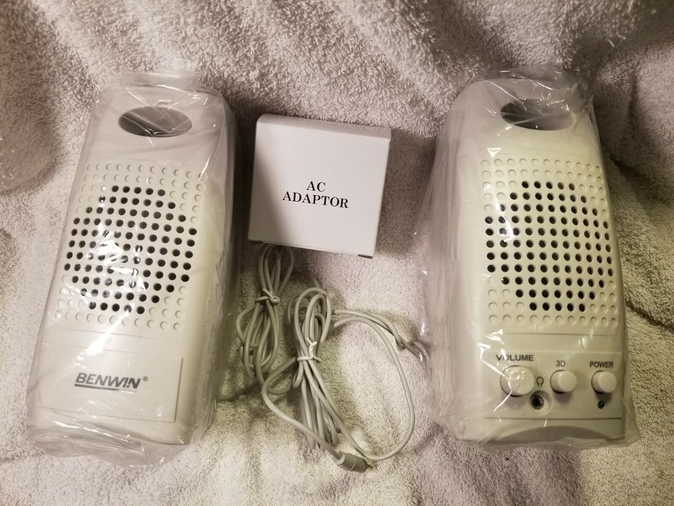 BENWIN Multimedia Speaker System-Laptops/Desktop Computers/MP3 & CD ...