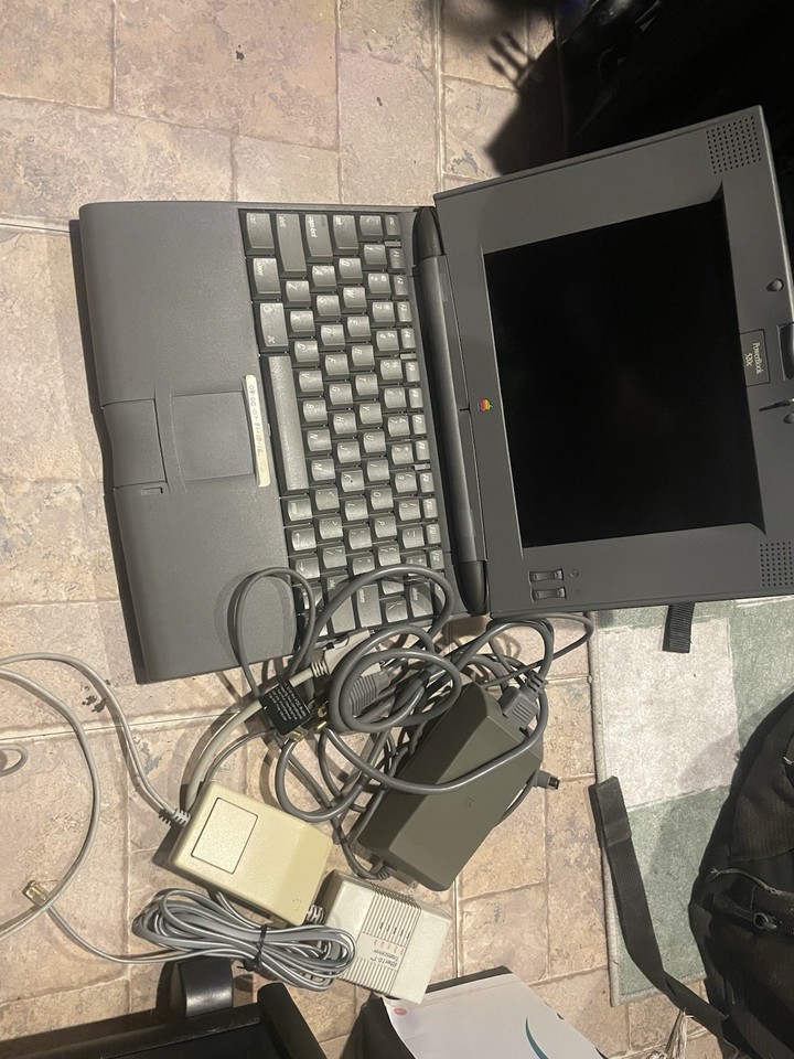Apple PowerBook 520C Vintage Laptop with Power Cord Tested with ...